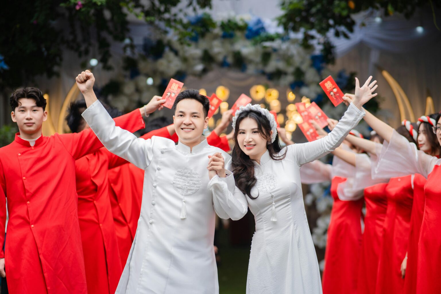 Vietnamese Ao Dai: History, Meaning, and Enduring Beauty