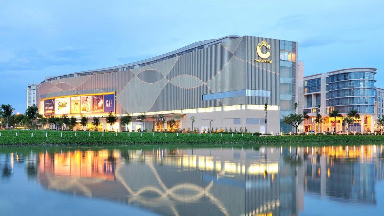 Shopping in Ho Chi Minh City: Markets, Malls & Souvenirs
