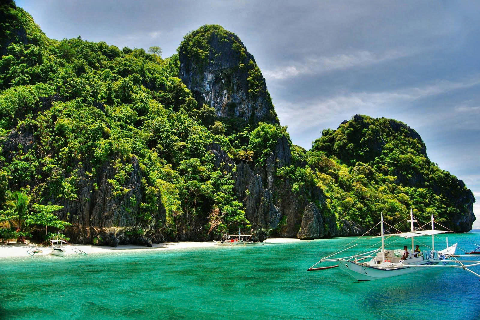 Best 10 Places to Visit in the Philippines: Your Ultimate Guide