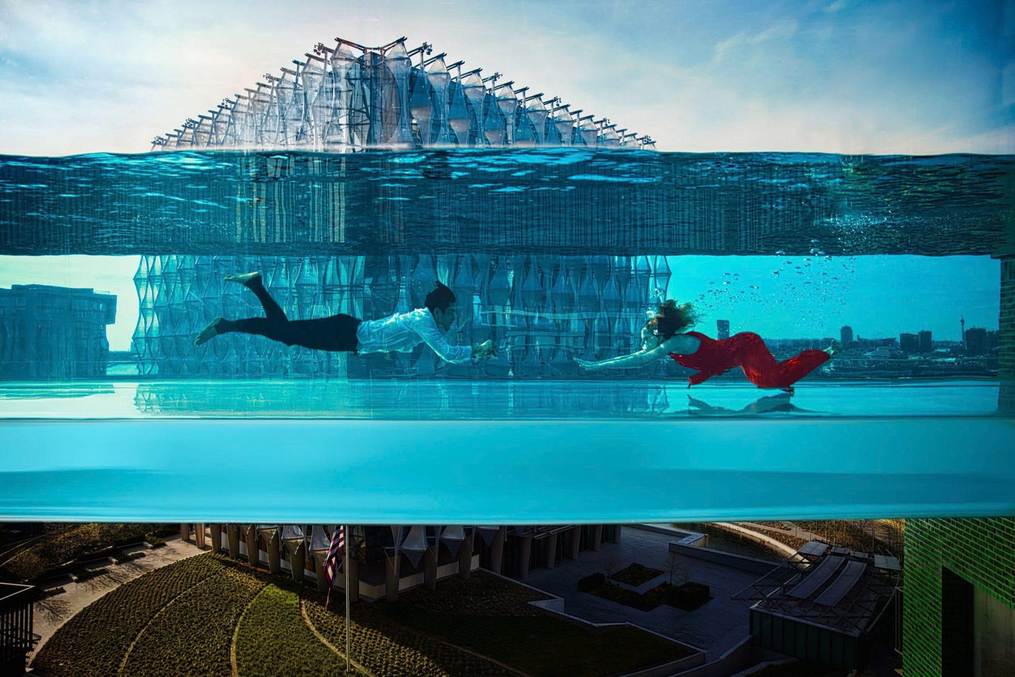 The Sky Pool London: Swimming Between Skyscrapers 115ft Above the City